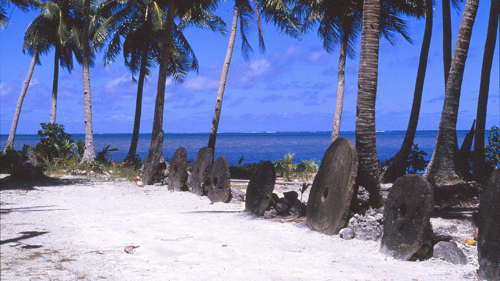 Stone money, Yap | Storylions